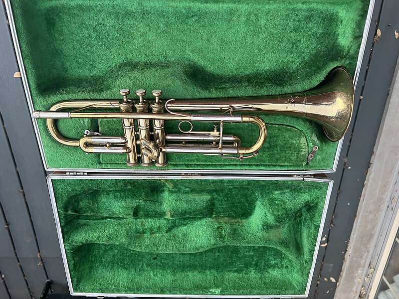 Besson 2-20 Bb Trumpet Lacquer | Reverb