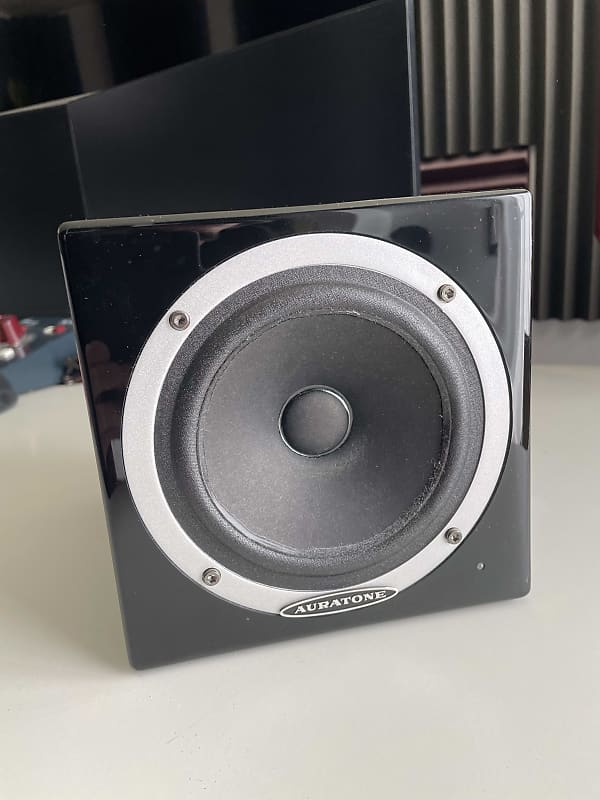 Behringer C50A Active Studio Monitor (single) | Reverb