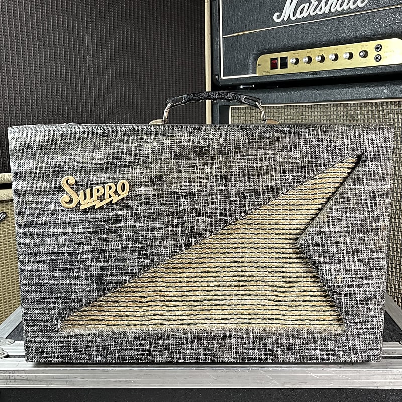 1961 Supro 600R Reverberation Vintage Reverb Unit W/ 1x8 | Reverb