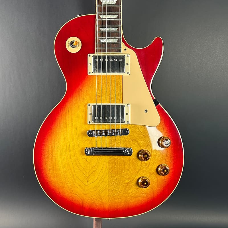 Used 1997 Gibson Les Paul Plain Top Cherry Sunburst w/case | Reverb