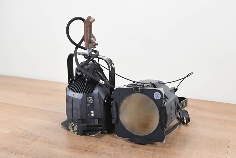 ETC Source Four Par Stage Light (PAIR) (church owned) CG00PQT | Reverb