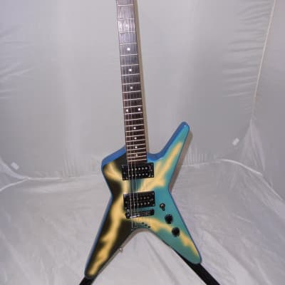 Dean Dime Razorback 2011 White explorer style dimebag Darrell | Reverb