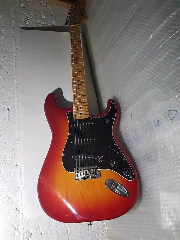 80's AZTEC STR*T SIENNA SUNBURST - FUJIGEN JAPAN | Reverb