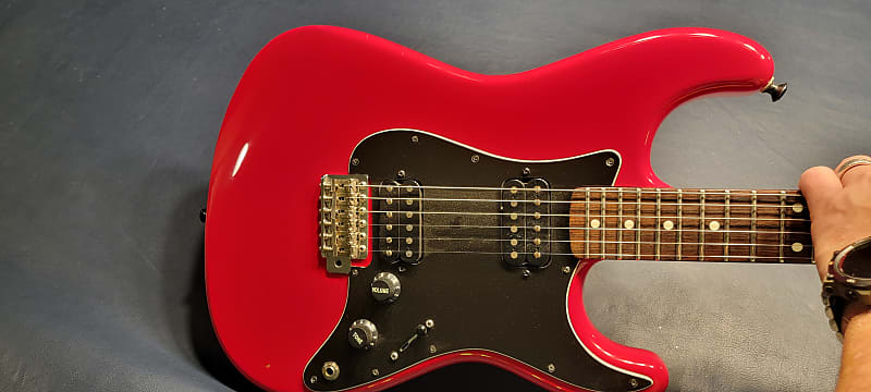 Squier Stratocaster MIJ 1985 - Cherry red | Reverb