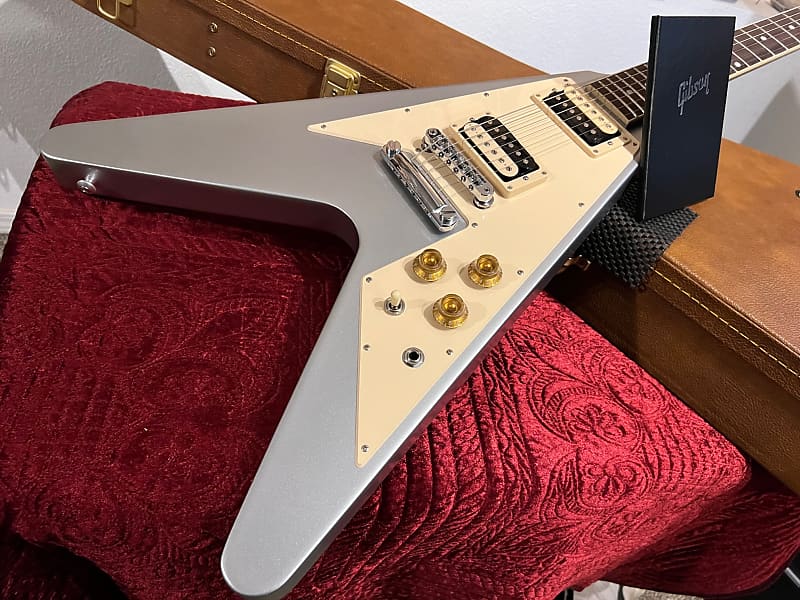 Gibson Mod™ Collection // 70s Flying V 2021 - Silver Satin | Reverb