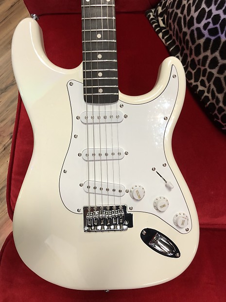 Silvertone Strat copy electric guitar | Reverb