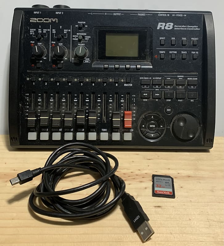 Zoom R8 Recorder: Interface: Controller: Sampler 2010s - | Reverb