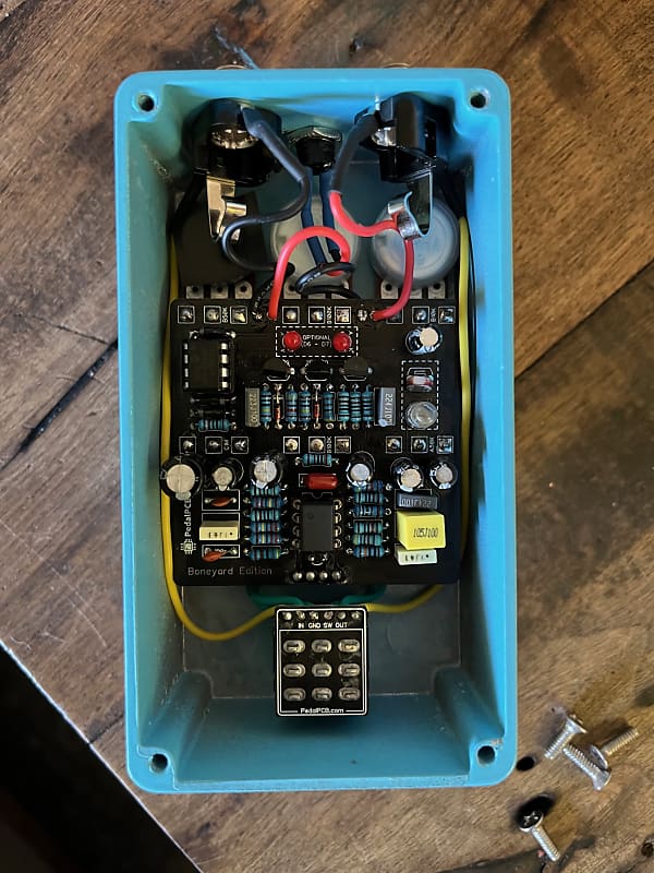 DIY Delegate Compressor, Boneyard Edition - Warden Clone | Reverb
