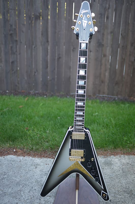 Gibson Gibson Custom Shop Flying V 2023 - Silverburst | Reverb