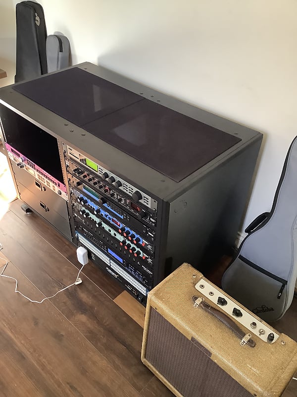 Sterling Modular Versa II Rack 2 Bay with Angle Kit Black | Reverb