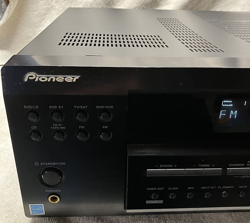 Pioneer VSX-D514 Surround Sound receiver | Reverb