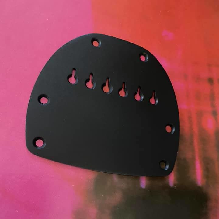 Flat Black Jazzmaster/Jaguar Hardtail Conversion Plate | Reverb
