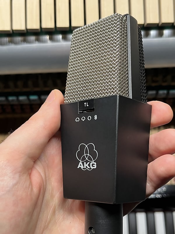 AKG C414 B-ULS TL (Transformerless B-ULS!) with H85 Shock | Reverb