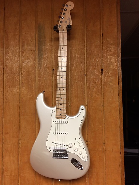 Fender VG Stratocaster | Reverb