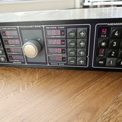 Quantec QRS Room Simulator 1980 - Black and Gold | Reverb