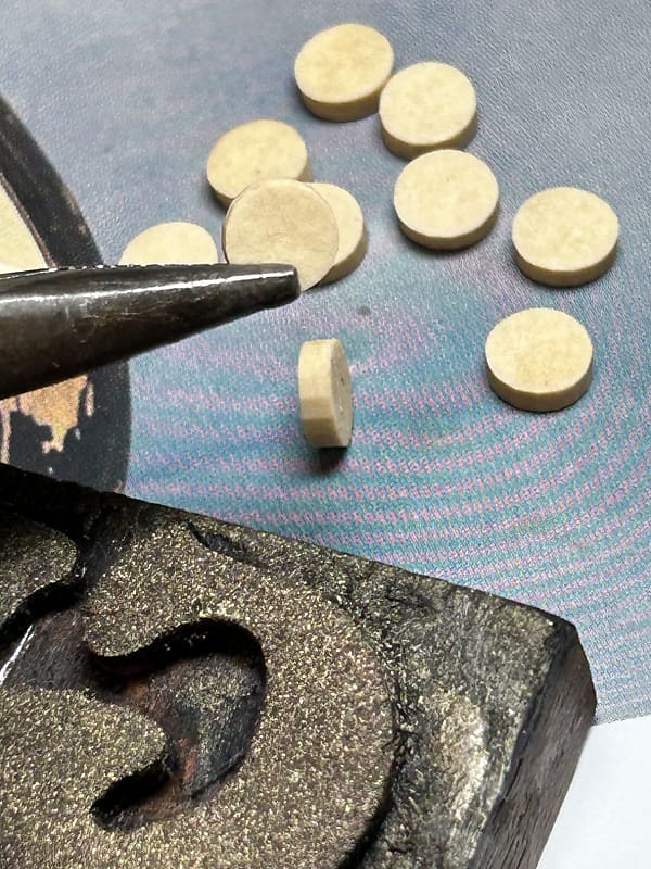 GVT Phenolic paper Aged clay Dot Inlays 1959 - 1963 ( 10 | Reverb UK