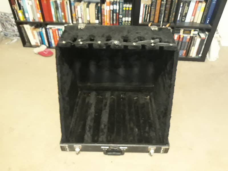 Stagg Guitar rack / 6 electric or 3 acoustic - adjustable | Reverb