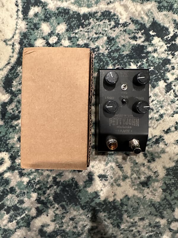 Pettyjohn Electronics Nuke (Dual 990 Mod) | Reverb