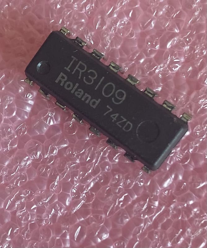 Roland Jupiter Juno MKS IR3109 VCF | Reverb