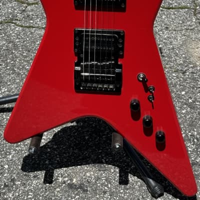 1980s Carvin V220 Electric Guitar Red Kahler Star Flying V | Reverb