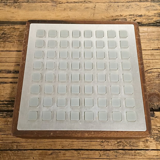 Monome 64 Controller | Reverb