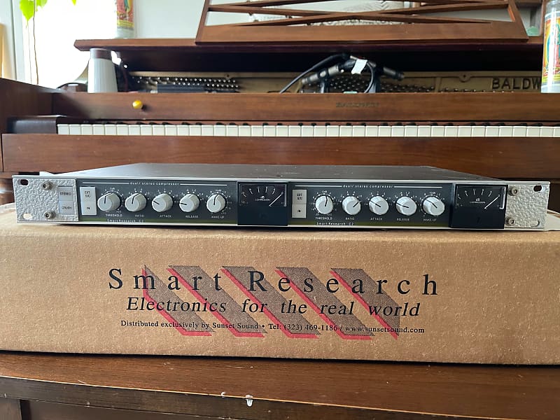 Smart Research C2 Compressor 2019 Silver | Reverb
