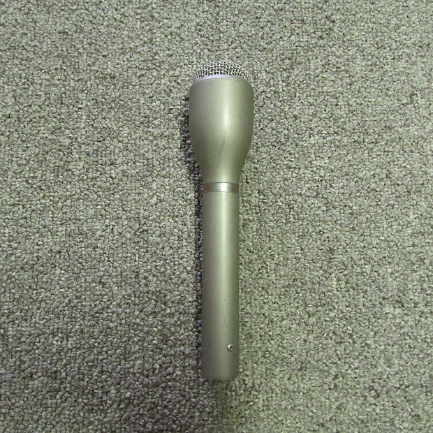 Audio-Technica AT-802 Omnidirectional Dynamic Microphone | Reverb