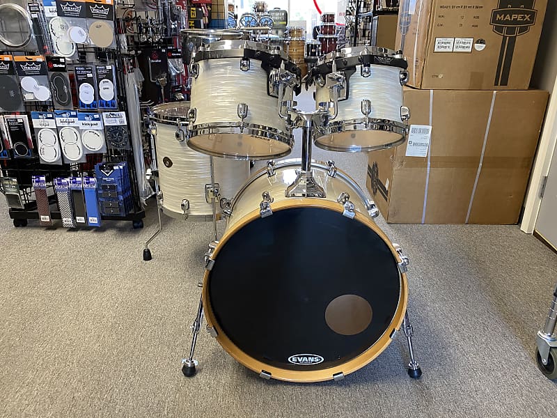 Tama Starclassic Performer Birch White Marine Pearl Drum Set | Reverb