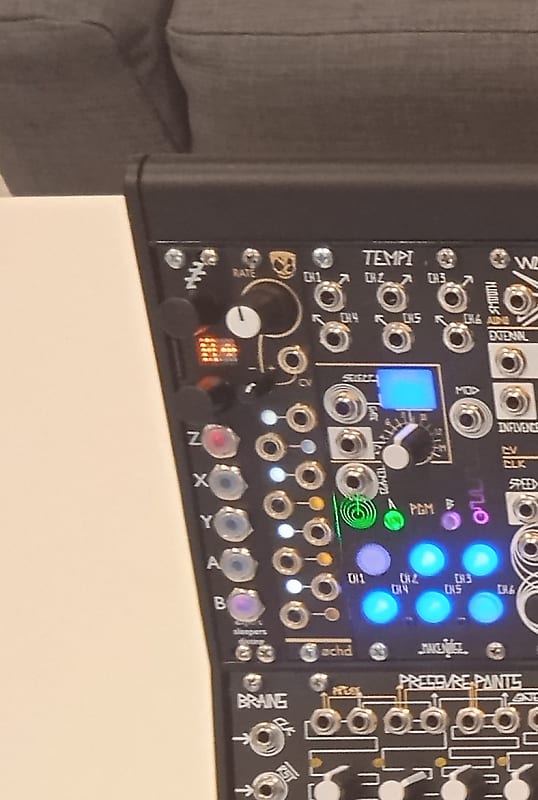 Instruo/Divkid Ochd Eurorack Multi LFO Module | Reverb UK