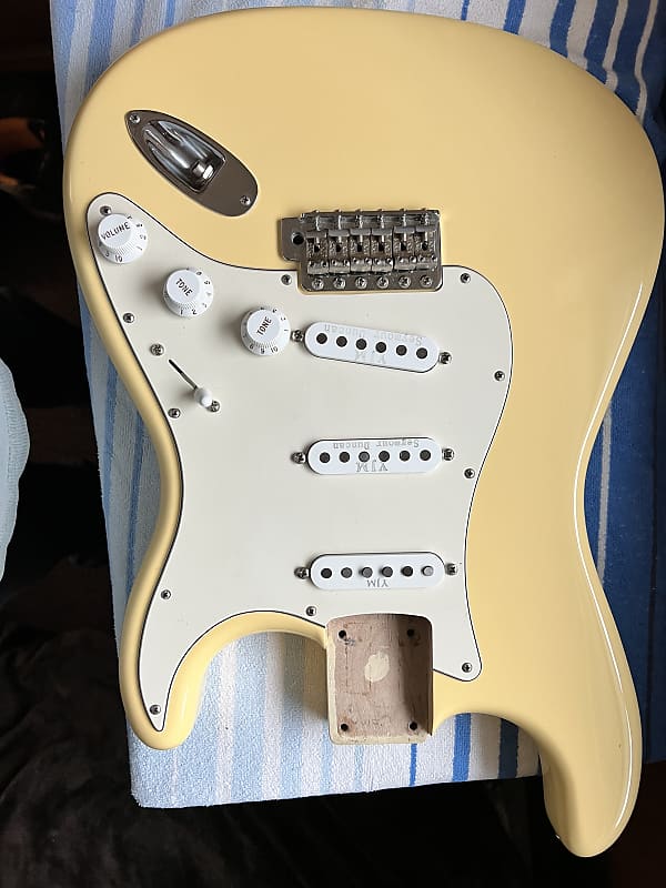 Fender Stratocaster 2010 Vintage White | Reverb