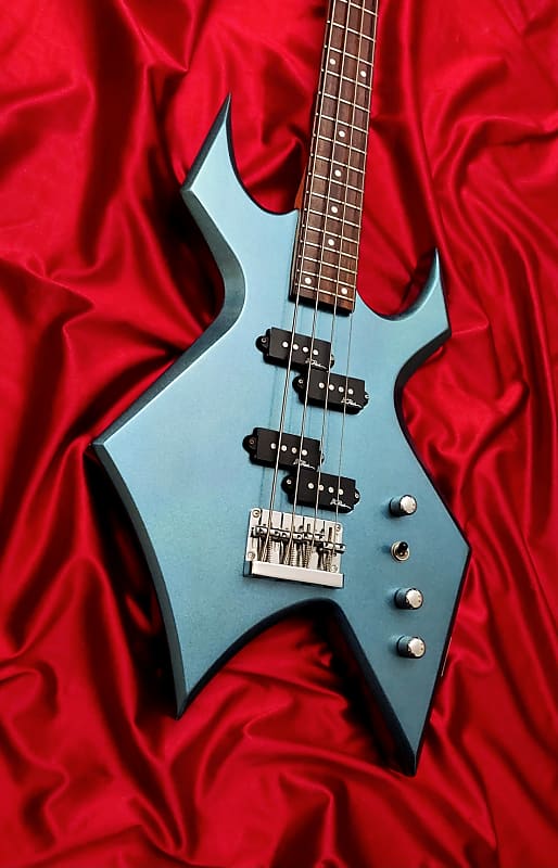 BcRich Warlock Platinum Series 4 String Bass !! $600 Or Best | Reverb