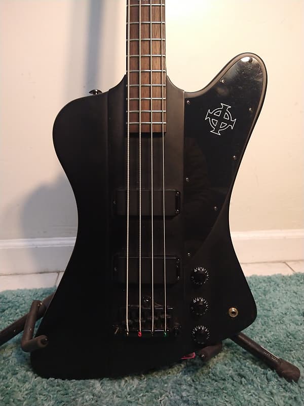 Epiphone Thunderbird w/ case | Reverb