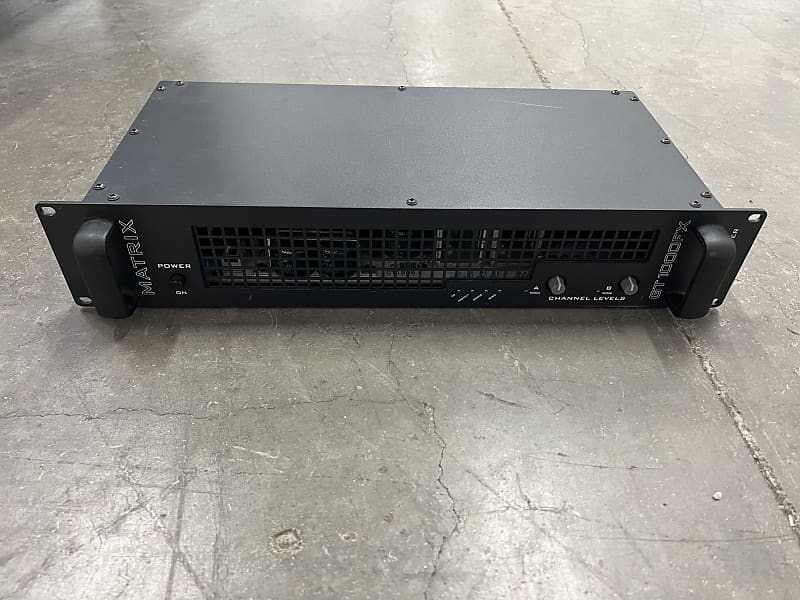 Matrix GT1000FX Black 2U Power Amp | Reverb