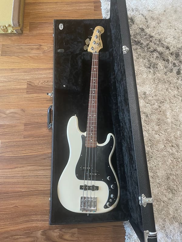 Fender Player Plus Active Precision Bass | Reverb