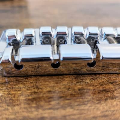 Gibson 3 point bridge - Chrome | Reverb
