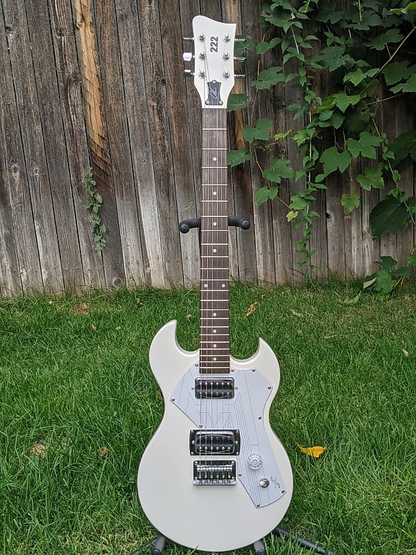 First Act 222 Adam Levine White | Reverb