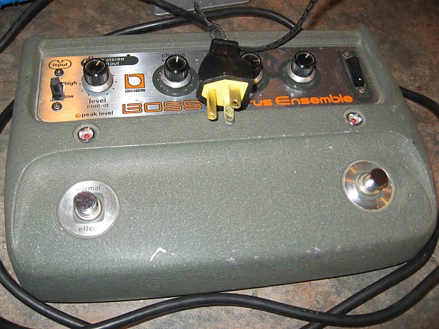 Roland CE-1 Chorus Ensemble 1976-80 | Reverb Roland CE-1 Chorus Ensemble 1976-80 | Reverb