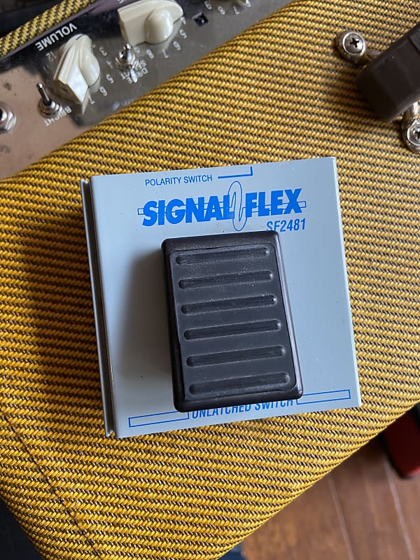 Signal Flex Unlatched Switch on/off switch | Reverb UK