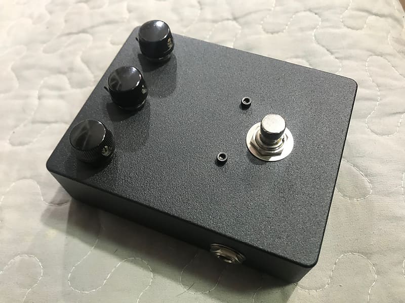 Seeker Electric Effects Buzzaround Fuzz -- Early Build | Reverb