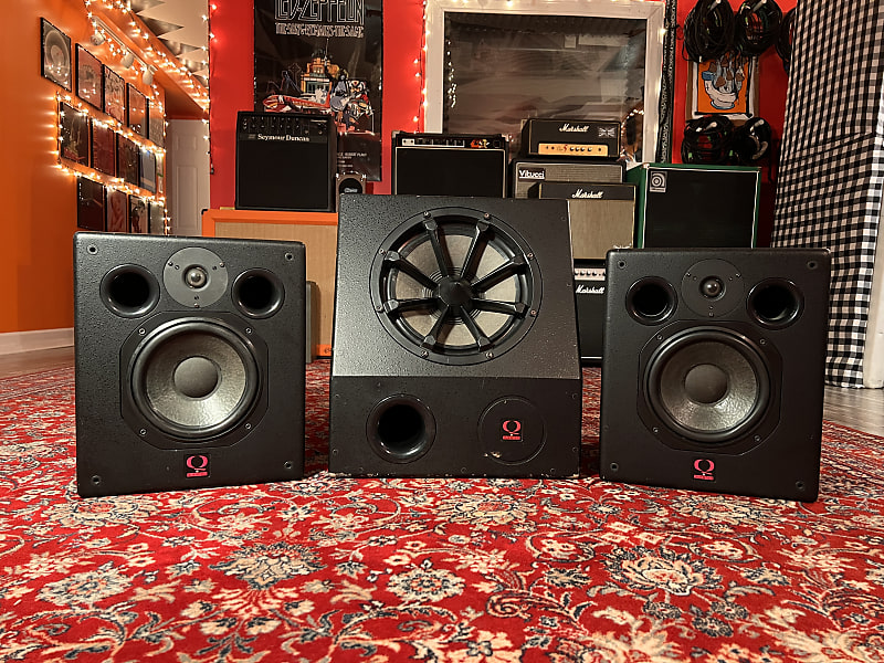 Quested VS2108 with Matching VS1112 Subwoofer | Reverb