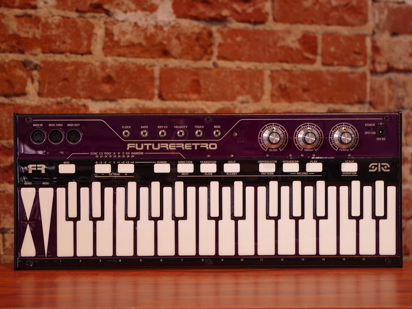 Future Retro 512 Touch Keyboard | Reverb Canada