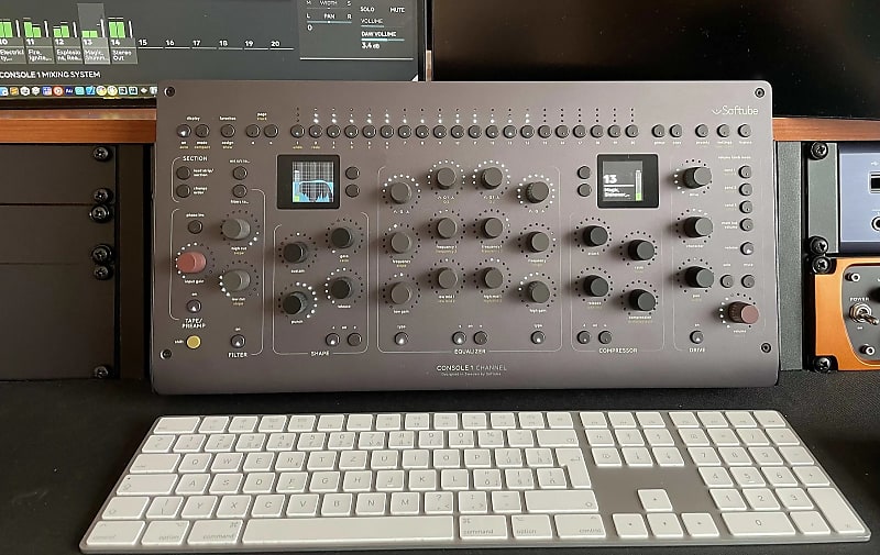 Softube Console 1 mk3 rackmount ears 4U - outside - | Reverb France