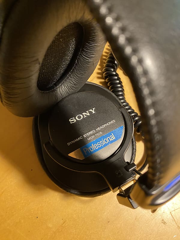 Sony MDR-7506 | Reverb