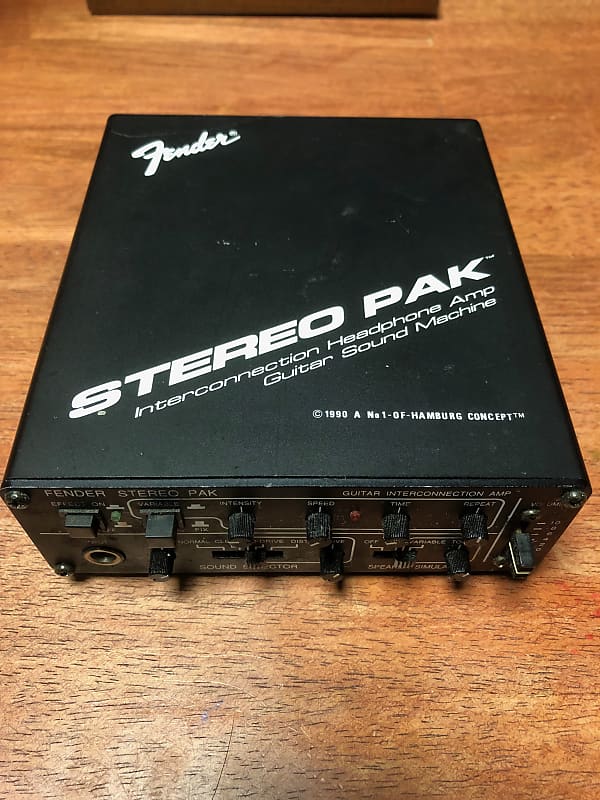 Fender Stereo Pak Stereo Interconnection Headphone Amp | Reverb