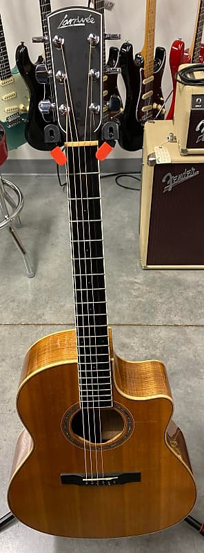 Larrivee LV09 WL 2003 - Walnut | Reverb