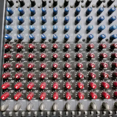 Peavey 16FX 16 Channel Mixer w/ FX | Reverb