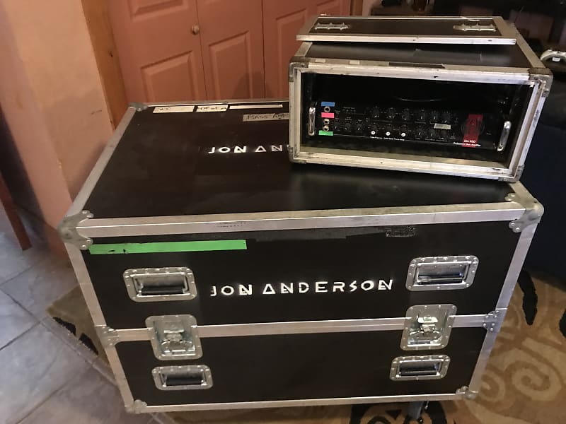 SWR 900 Concert rig with 2 Goliath Cabinets and Touring Trunk | Reverb