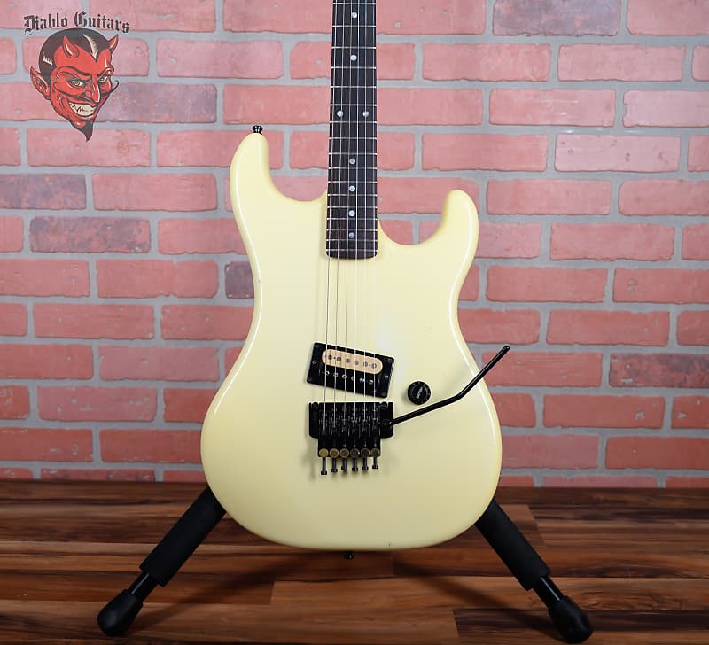 Kramer American Series Barretta Standard White 1986 w/OHSC | Reverb
