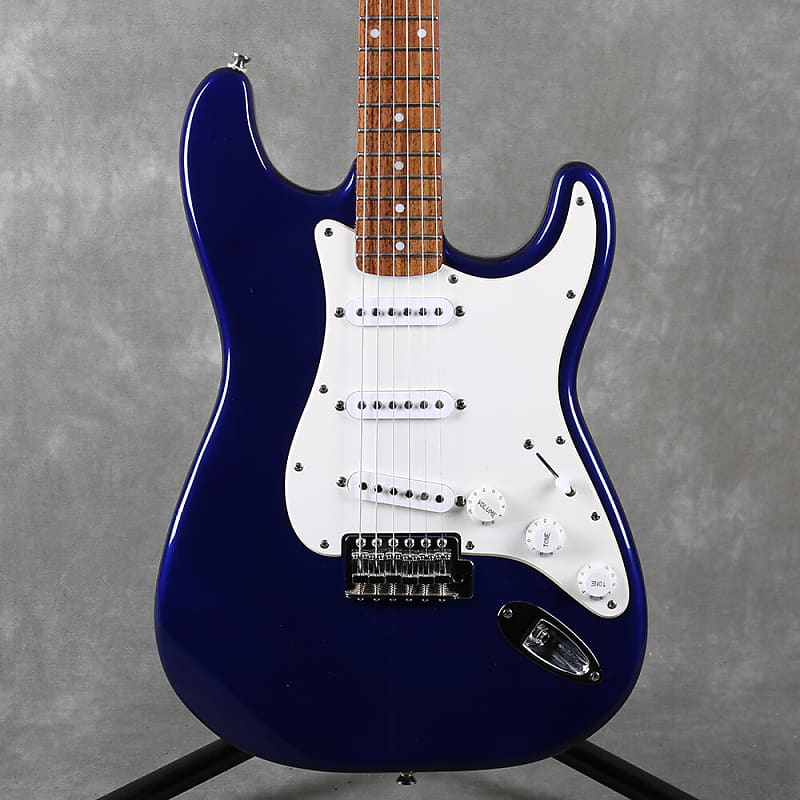Squier Affinity Stratocaster - Metallic Blue - 2nd Hand | Reverb