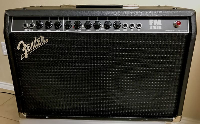 Fender FM210R | Reverb